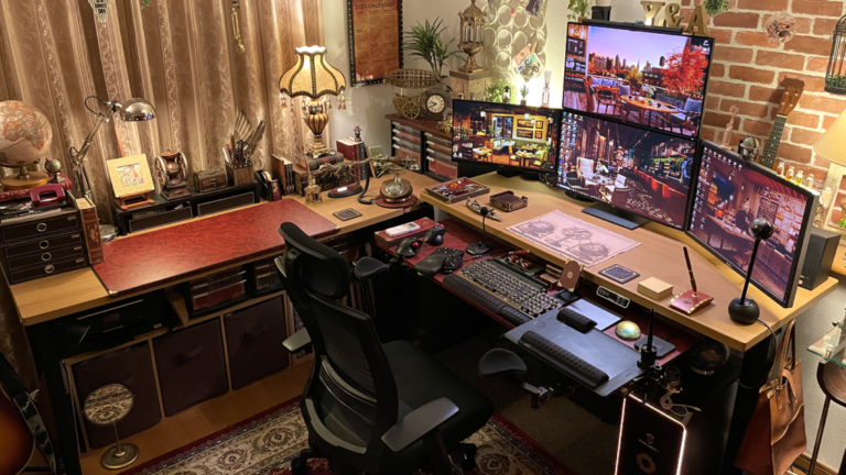 イラストレーターの作業環境紹介【デスクツアー】｜榎本よしたかイラストサイト Yoshitaka Works